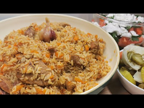 Plov 😋 Reisgericht mit viel Fleisch, und Zwiebeln, megalecker!