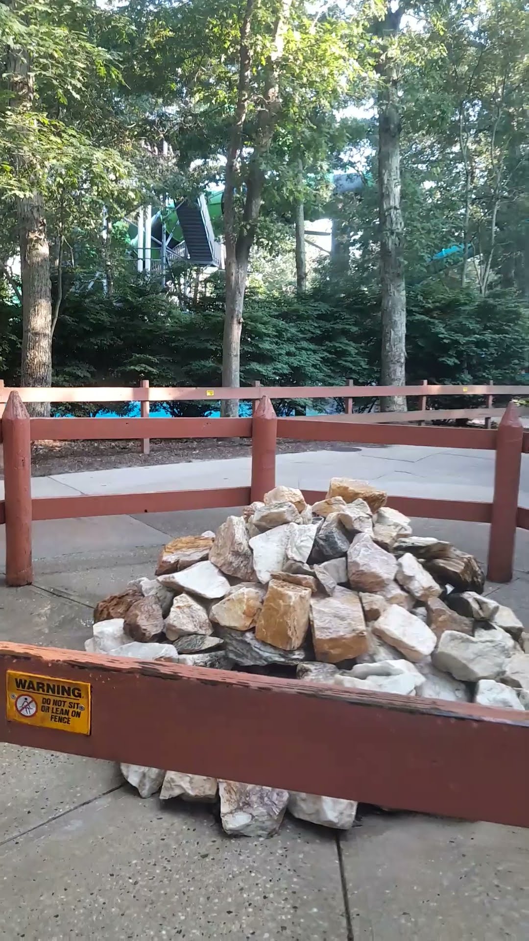 "UN" FAITHFUL Sprinkler at Splish Splash Water Park (Long Island NY ...