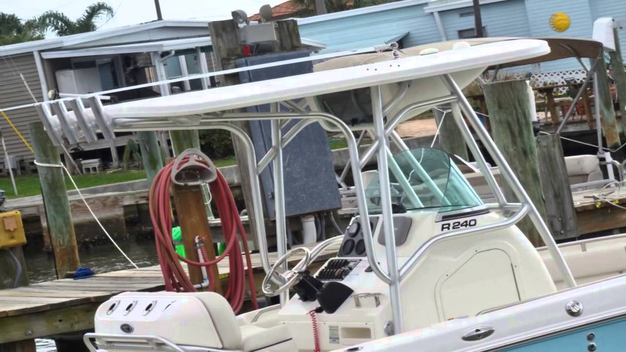 ROBALO 240 - Picture Slide (use HD setting) www.wideworldboats.com ...