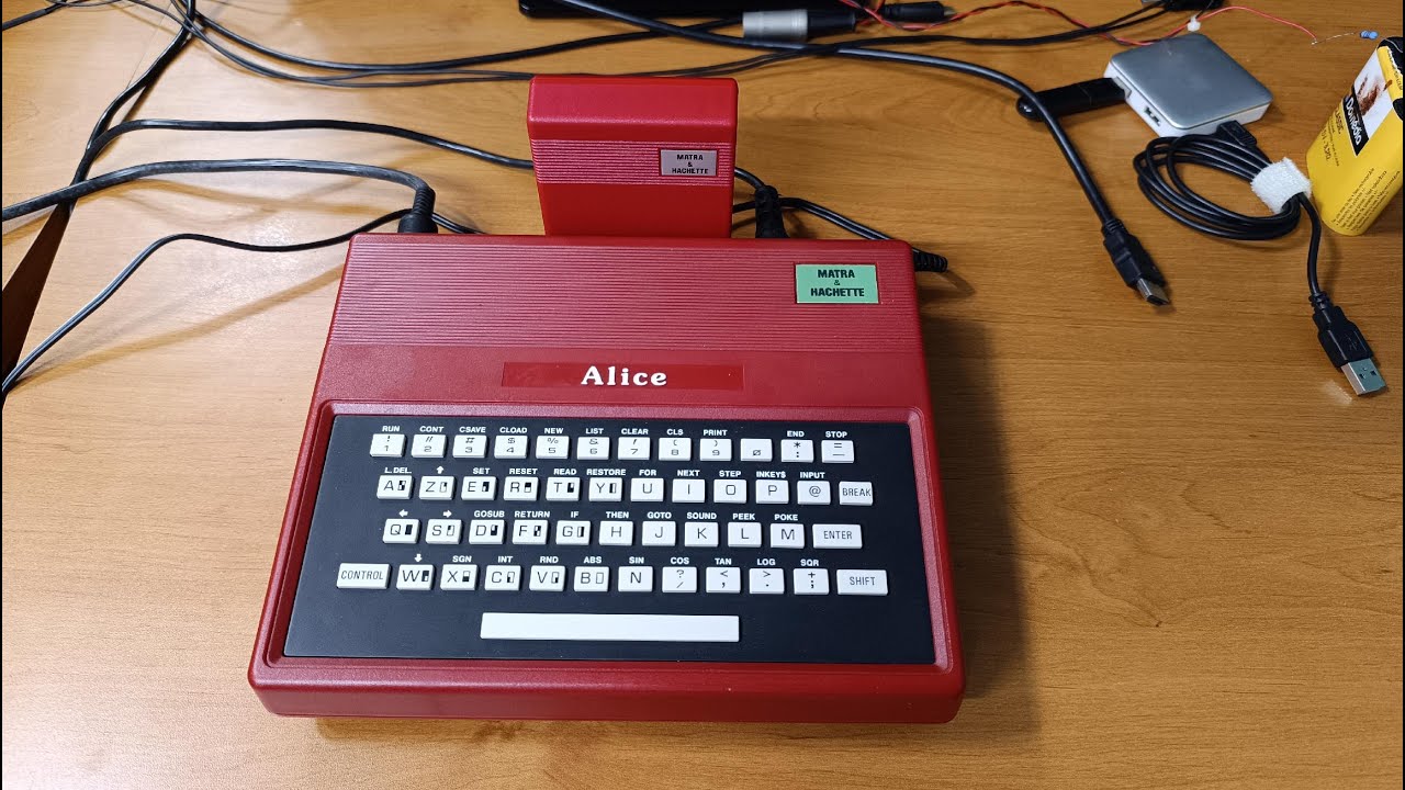 MATRA Alice 32 - YouTube