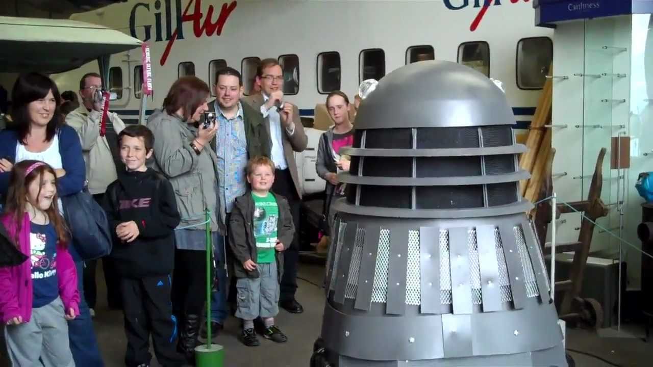 Dalek Fun at NEAM - 19th June 2011 - YouTube
