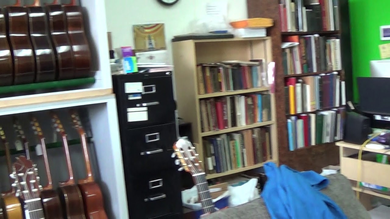 Tour of Fine Fretted String Instruments 8 22 19 - YouTube