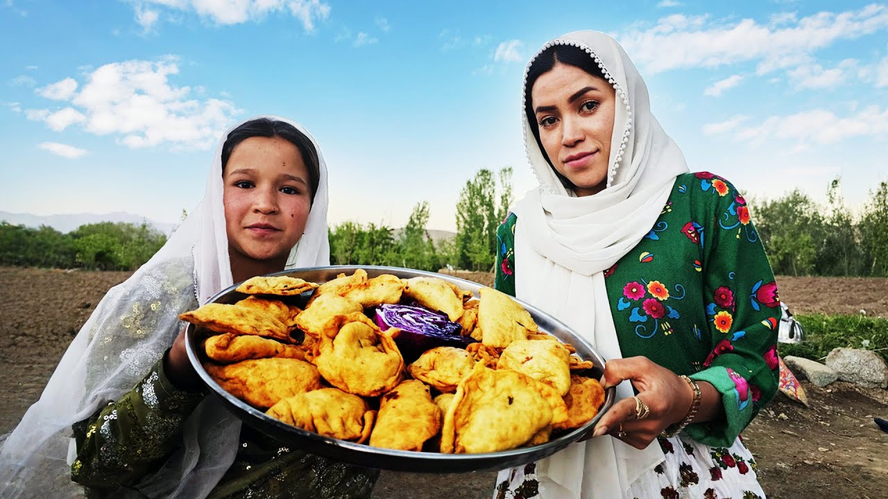 Crispy Samosas from Our Village | Traditional Afghan Cooking in Bamyan ...