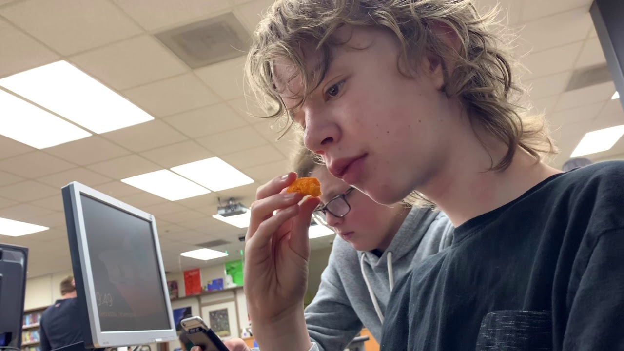 Eating in class - YouTube