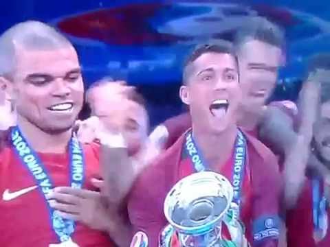 Euro 2016 Şampiyon Portekiz Kupa Kaldırışı