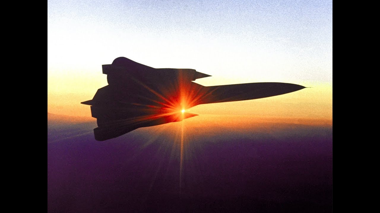 Blackbird SR 71 (Mach 3) - YouTube