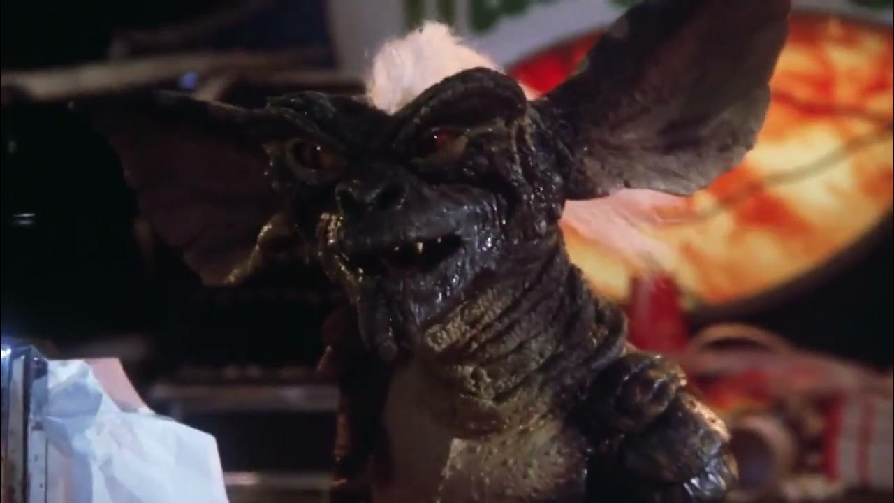 Gremlins 1984 Movie Theater scene - YouTube
