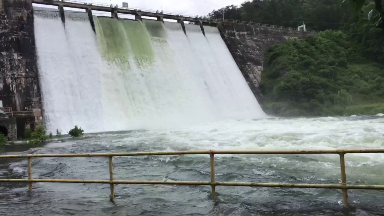 Burton Dam - Tropical Storm Alberto Gates open - YouTube