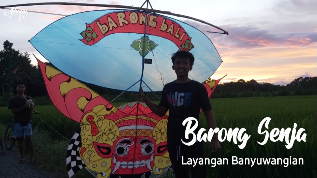 Sangar Layangan Gapangan Barong Bali Terbang Senja - Tarek Ses - YouTube