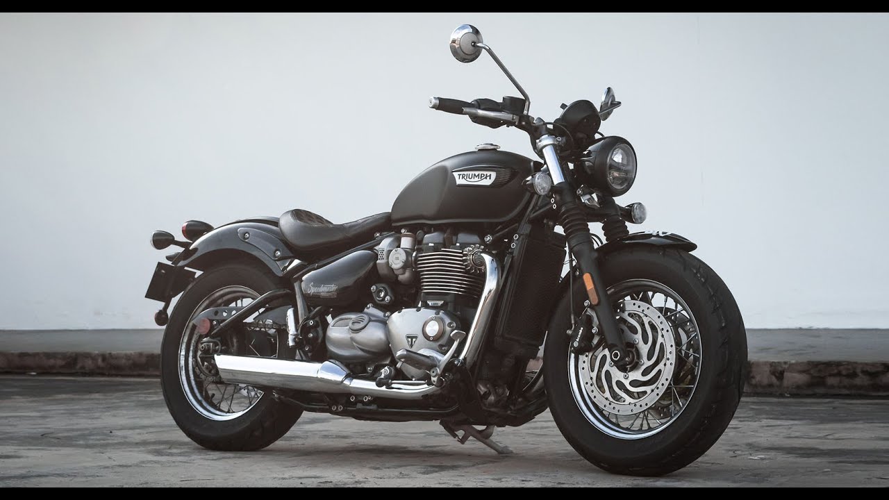 Triumph Speedmaster - ANAKI X Custom Paint Tank - YouTube