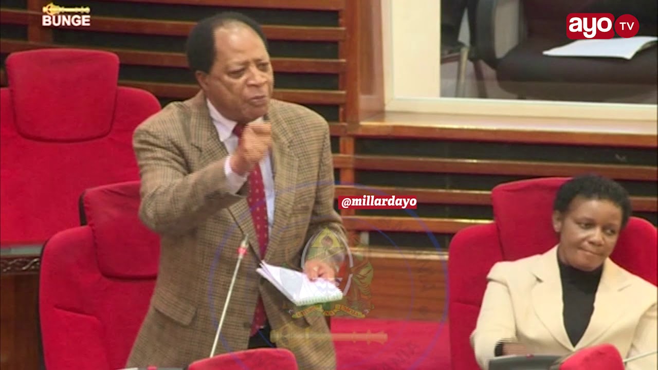 DAKIKA 10 ZA ANDREW CHENGE ALIPOSIMAMA BUNGENI LEO - YouTube