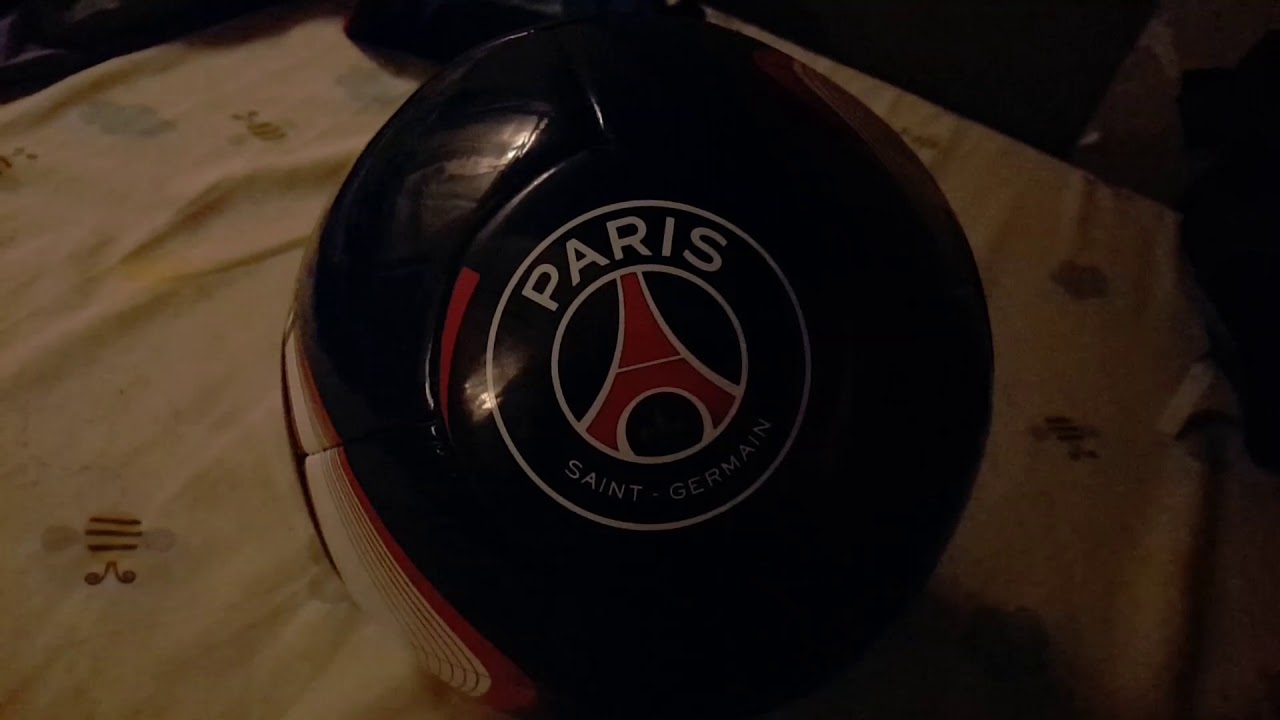 PRÉSENTATION DE MON NOUVEAU BALLON DU PSG - YouTube