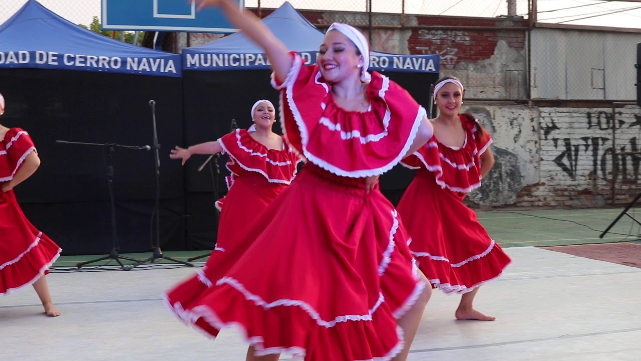 festejo peruano ballet azteca - YouTube