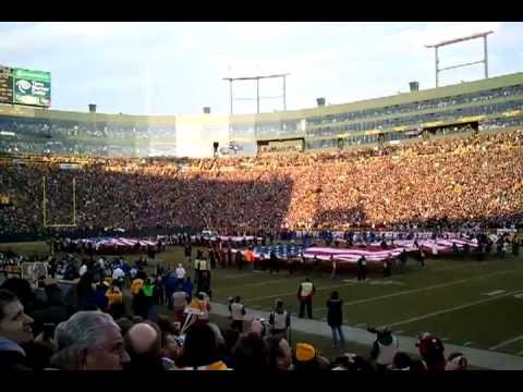 Packers vs Giants - National Anthem and B-1 Bomber Military Fly By at ...