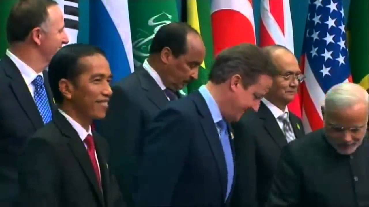 Narendra Modi with World Leaders at G20 Summit in Brisbane - YouTube