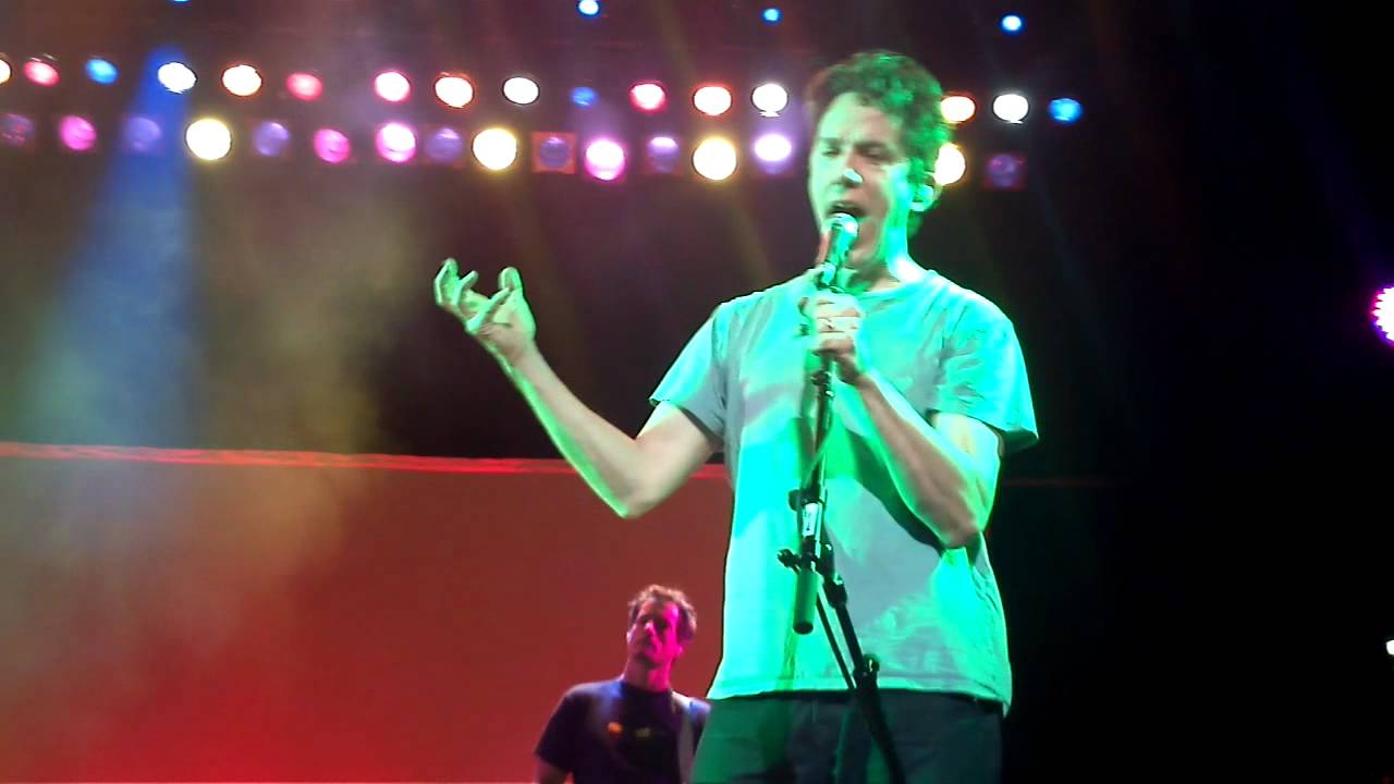 TMBG - Alphabet of Nations (Live at Pabst Theater) - YouTube