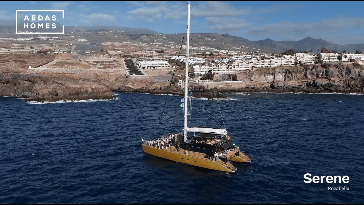 Serene zarpa en Canarias: presentación exclusiva en alta mar - YouTube