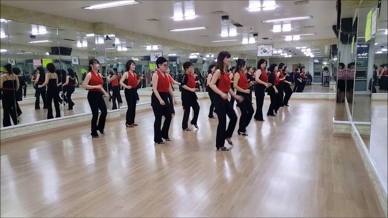 Ding Dong Line Dance - YouTube