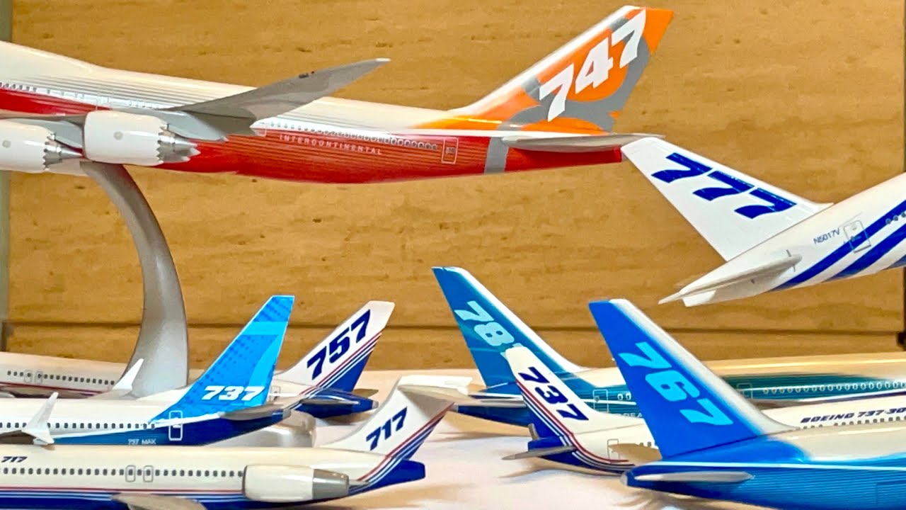 BOEING (House Colors) - Airplane Model Collection - YouTube