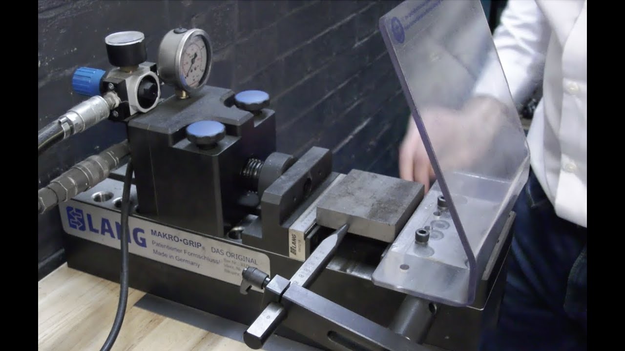 Apsley Precision Engineering demonstrate Lang Technik Workholding - YouTube