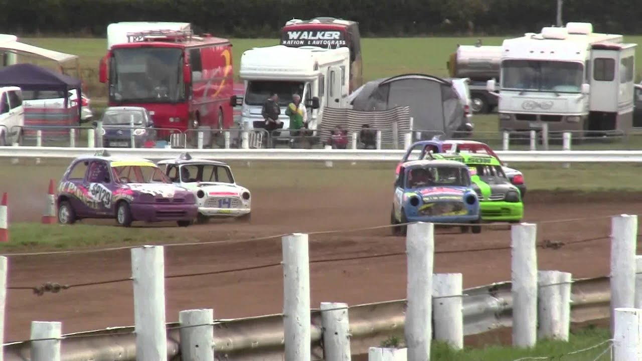 1st place 2015 Nationals Heat 2 Autograss Junior Saloon - YouTube