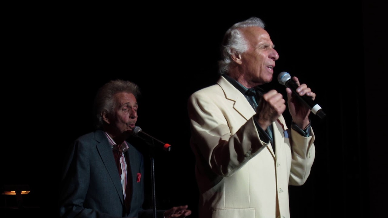 THE TOKENS:"Portrait Of My Love" - YouTube