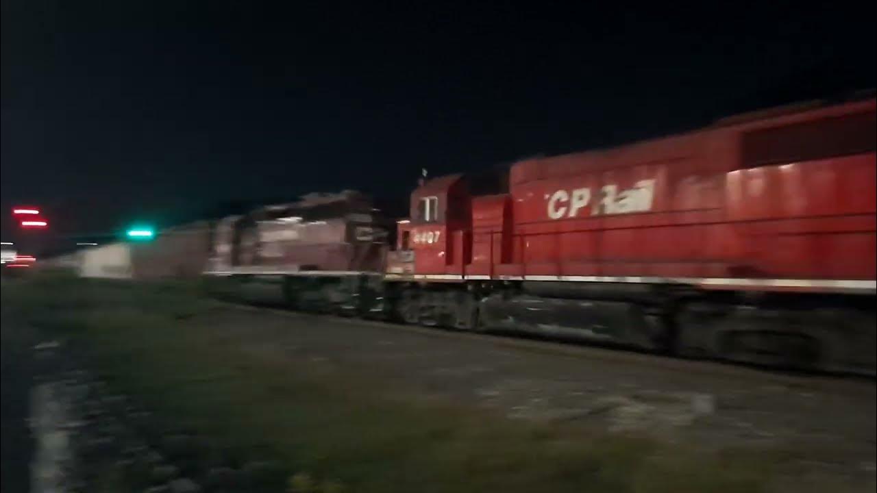 CP RAIL 4407! CP 130 - 9833E at Streetsville - September 9, 2022 - YouTube