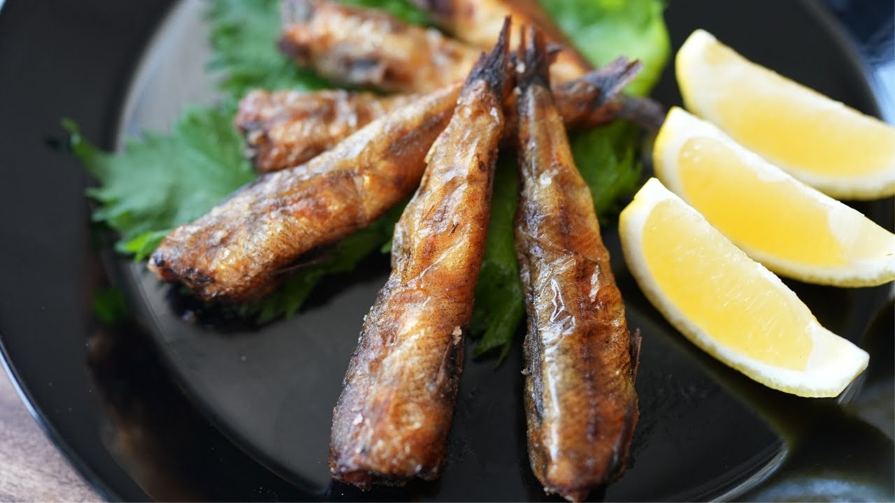 Crispy & Tender | How to make Fried Mehikari fish【いわき特産 縄文干し】メヒカリの唐揚げ ...