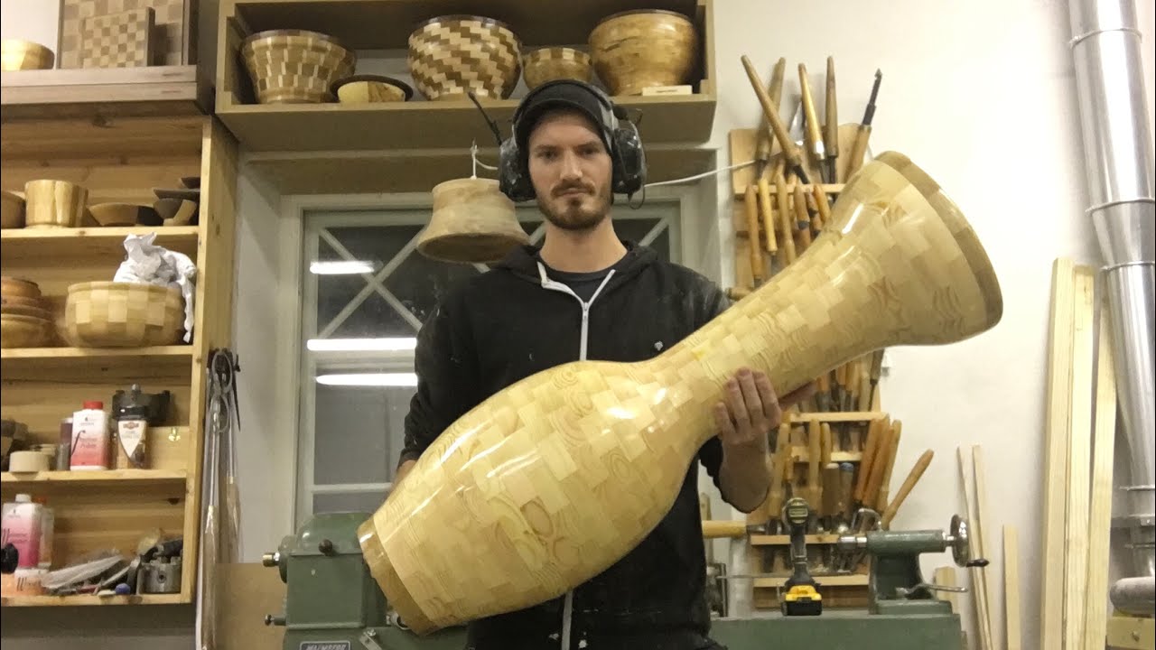 Stor Svarvad Vas | Large Segmented Vase | Woodturning - YouTube