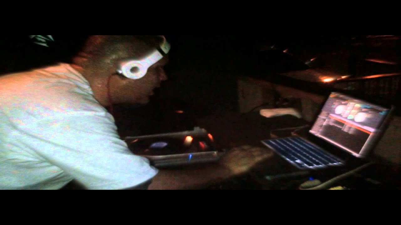 DJ Capone Live in Edmonton - YouTube