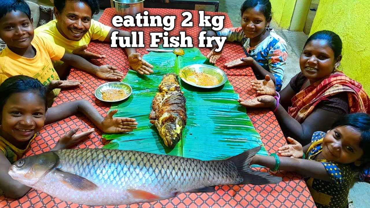 Eating Big Fish Fry,Eating Show,Eating In Village Style, Indian Fish ...