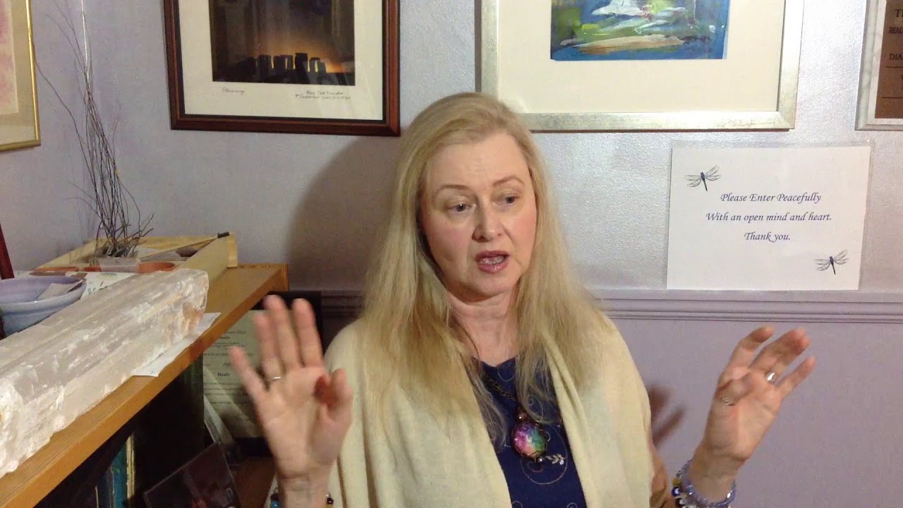 Don't Gift A Reading I Psychic Medium Carolyn Molnar - YouTube