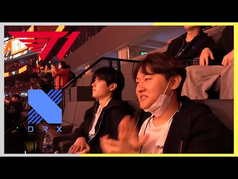 DRX clapping for T1 winning against JDG - YouTube