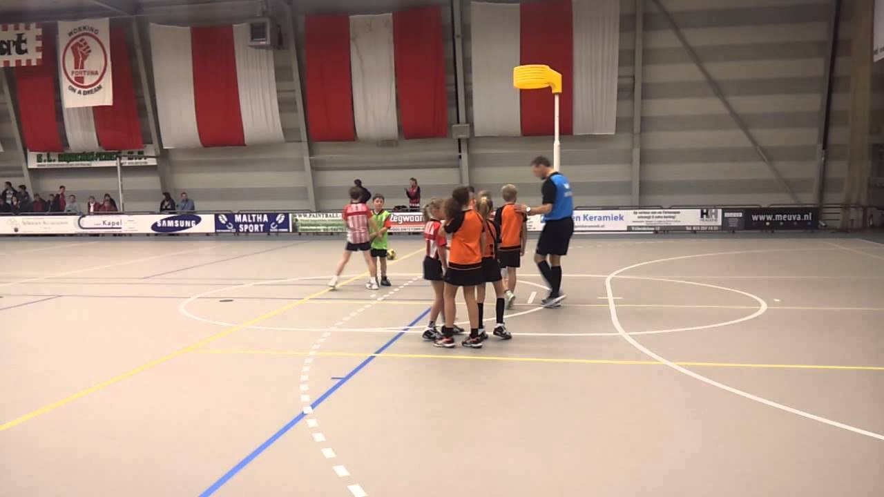 6 wedstrijd Verdediging - YouTube