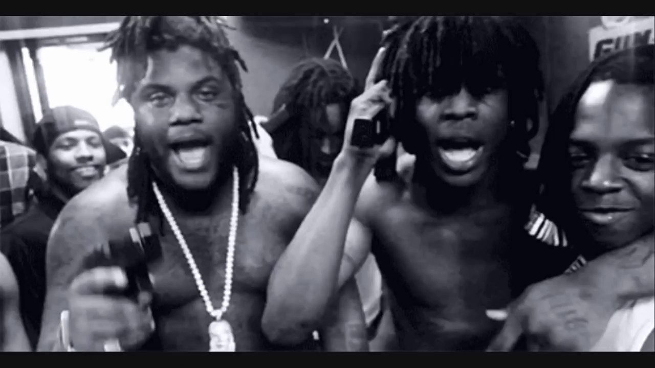 Chief Keef Denies Rumors of Him Overdosing on Lean by.... DRINKING MORE ...