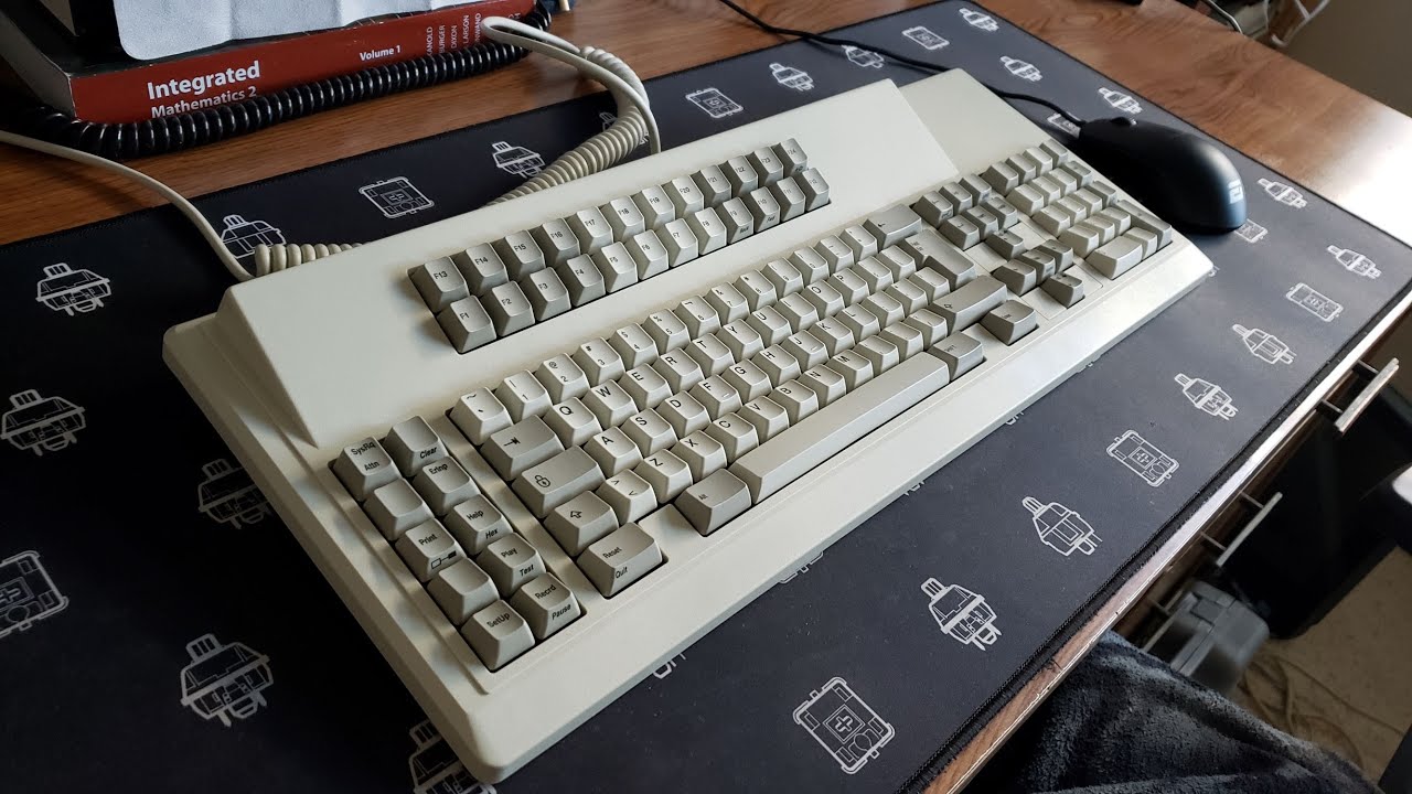 NMB PC122 Keyboard Typing Demo - YouTube