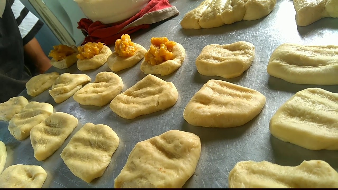 Mana Bakery - Pembuatan Roti di Yayasan Bukit Pengharapan Indah - YouTube
