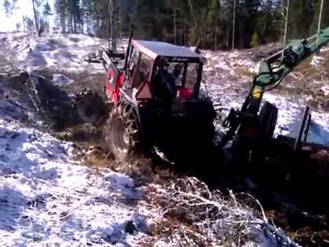 Valmet 355 med huggarvagn - YouTube