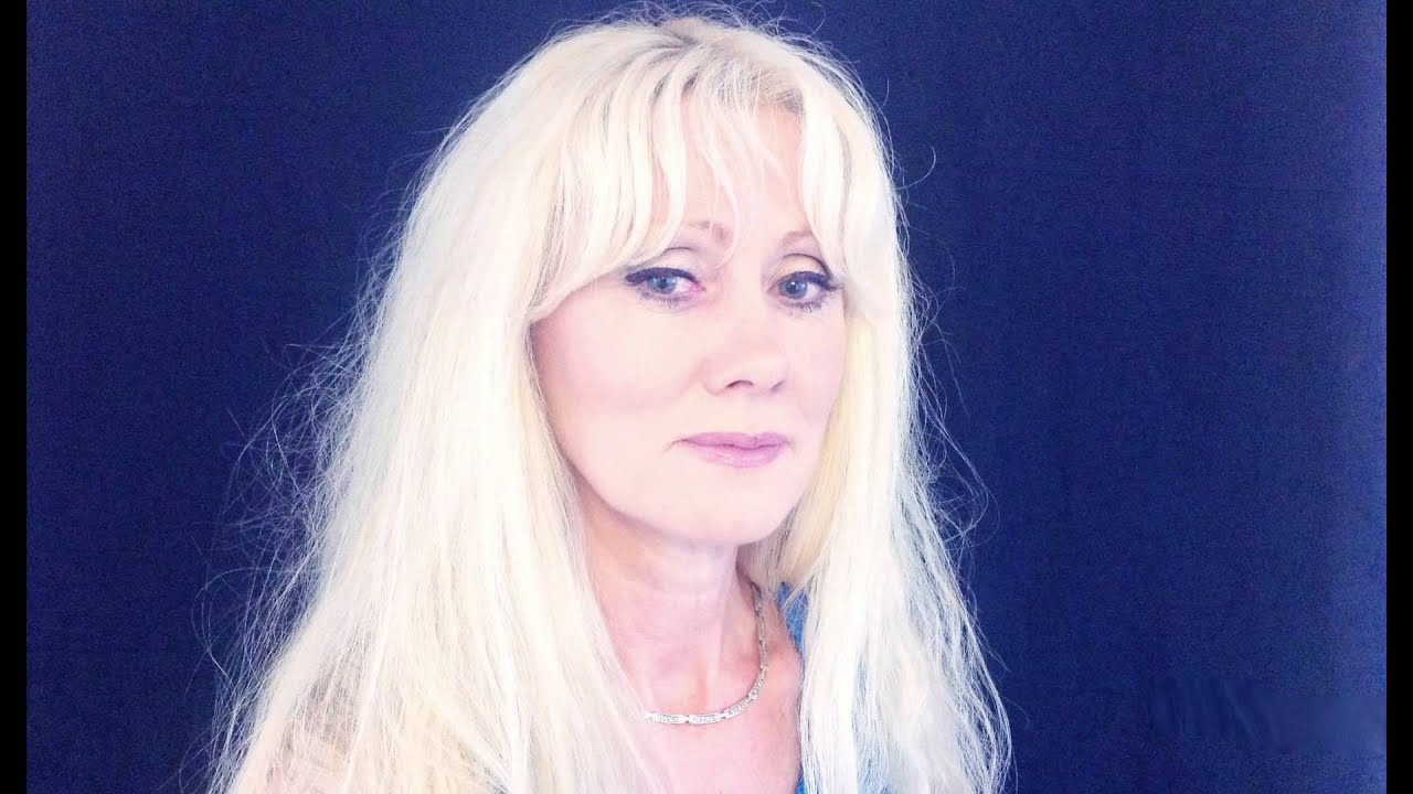 Anne Meaney - Say Something - YouTube