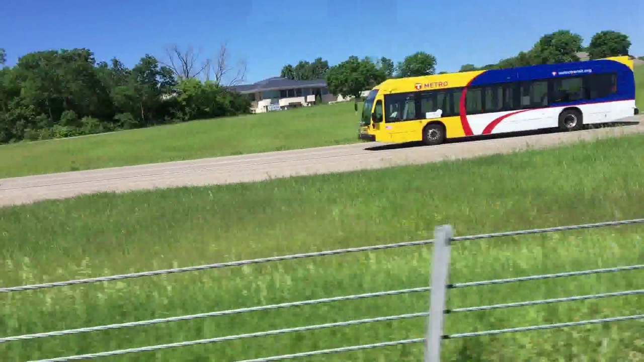 METRO Red Line BRT Runbys 6/4-10/17 - YouTube