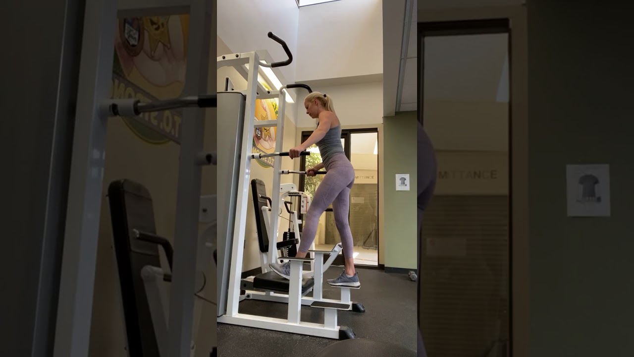 Leg Press Down on Assisted Pull-up Machine - YouTube