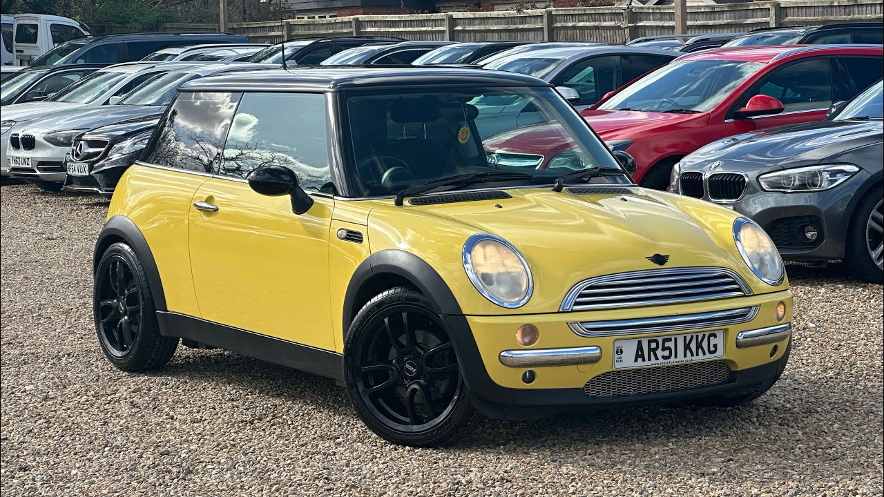 AR51 KKG - Mini Cooper - YouTube
