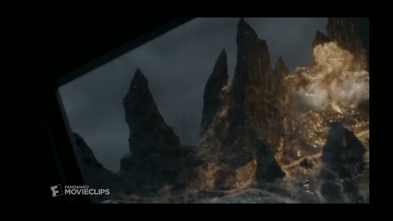 Godzilla at the golden gate bridge 🌉 | Godzilla 2014 | Movieclips - YouTube