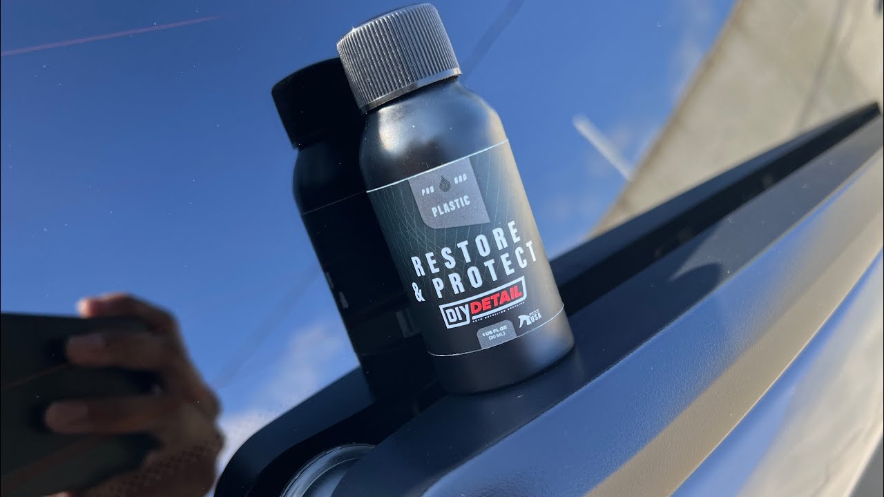Ceramic coating plastic trim with DIY Trim Restore & Protect - YouTube