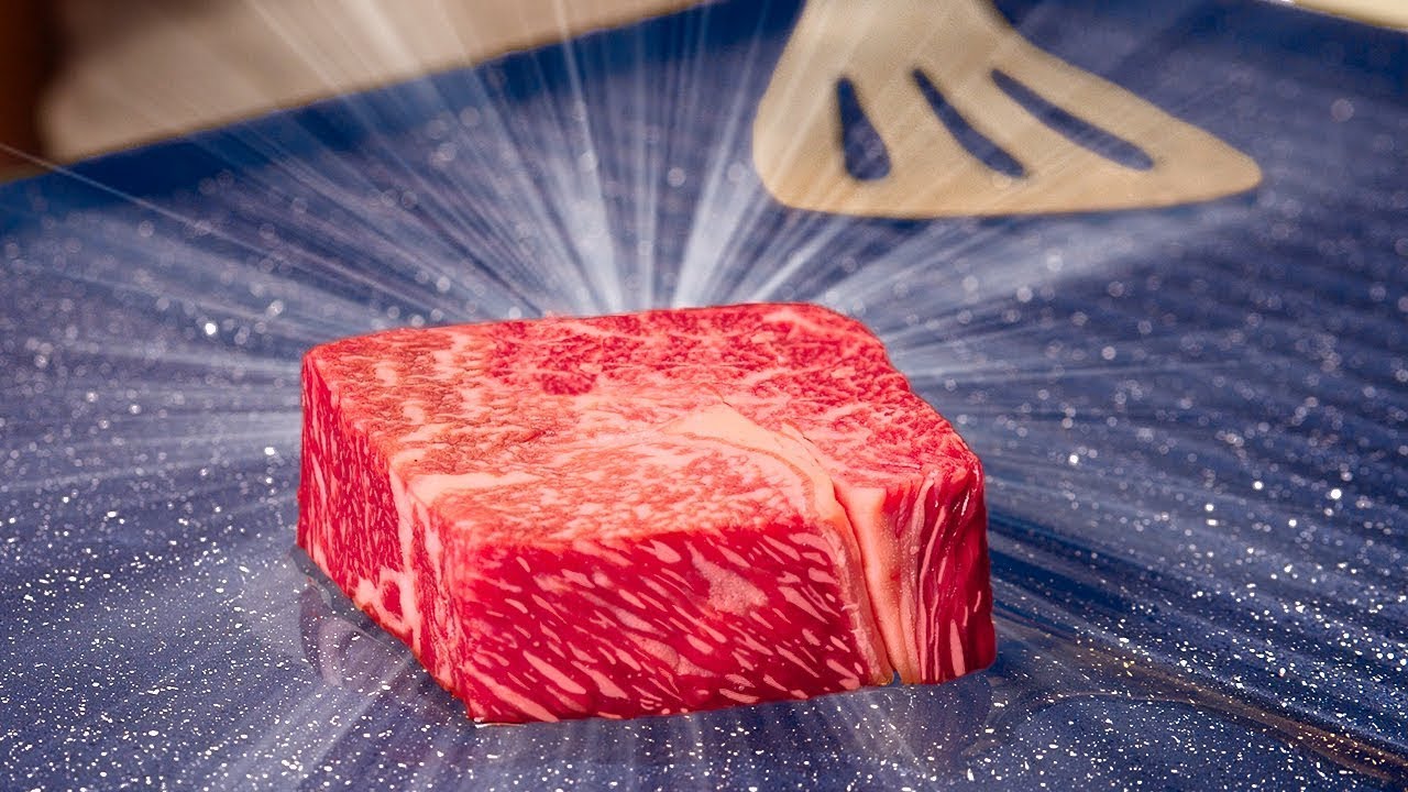 Cociné el bistec más CARO del mundo (Japonés A5 Wagyu) por VANZAI COCINANDO - YouTube