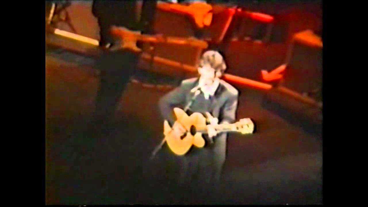George Harrison "Here Comes The Sun" Live Albert Hall 04/06/92 - YouTube