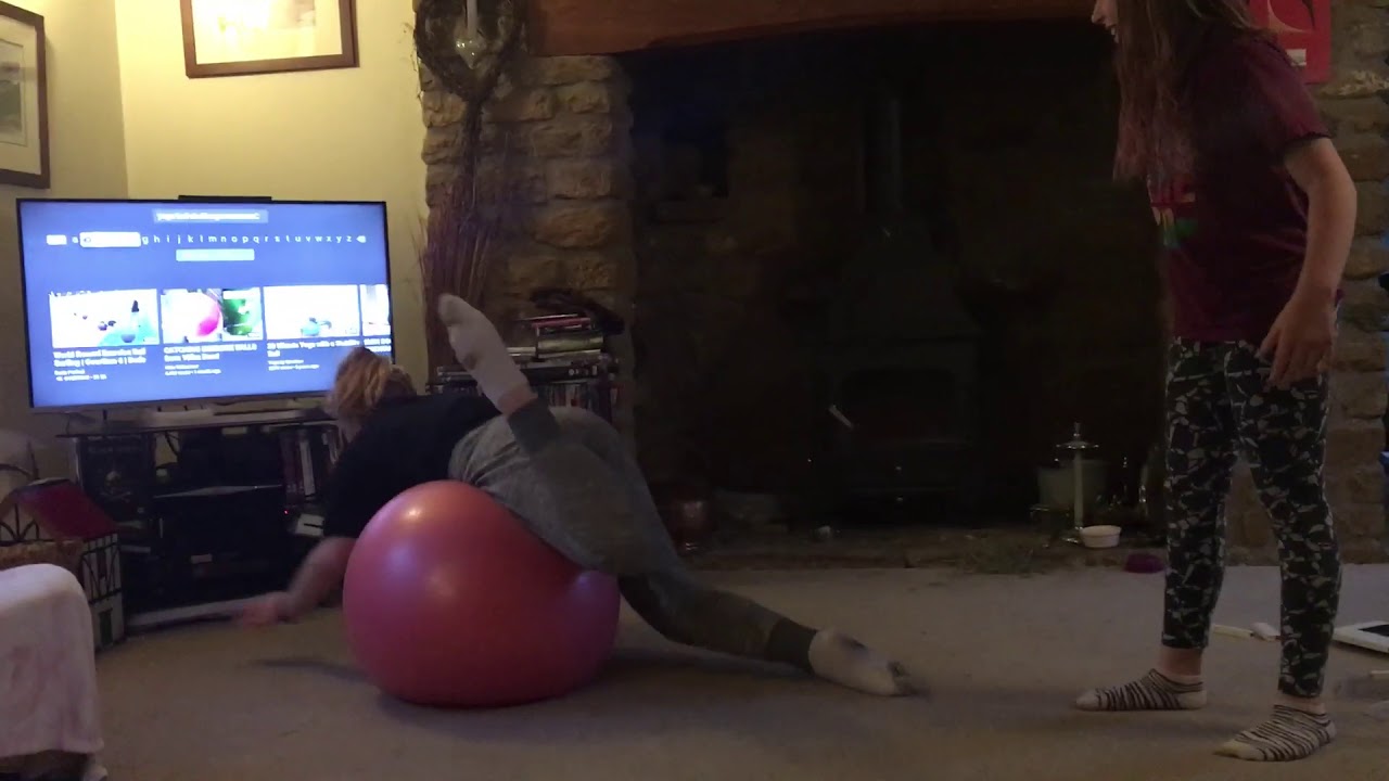 epic yoga ball FAIL !!!!!!!!! - YouTube