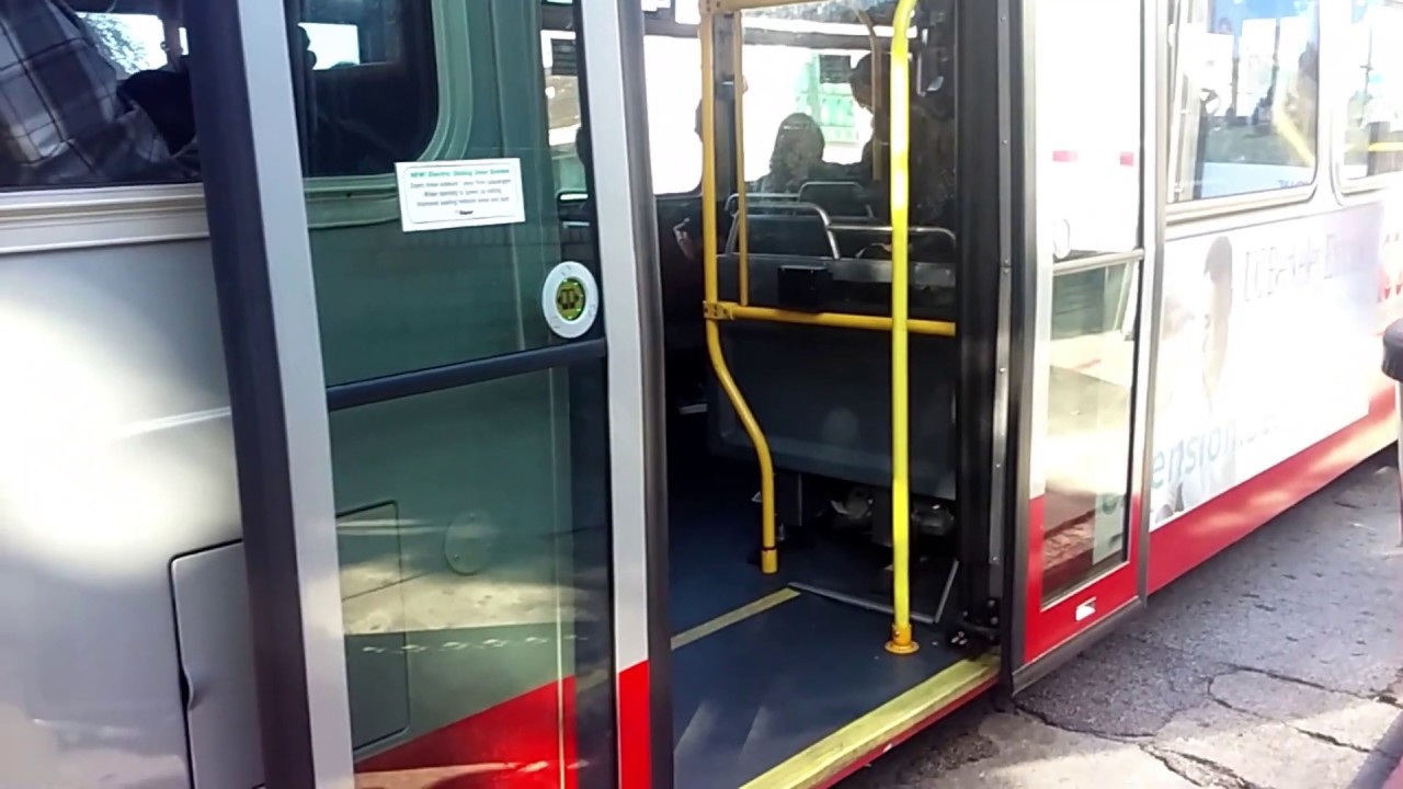 New Sliding Doors! SF Muni 8630 on Route 33 - YouTube