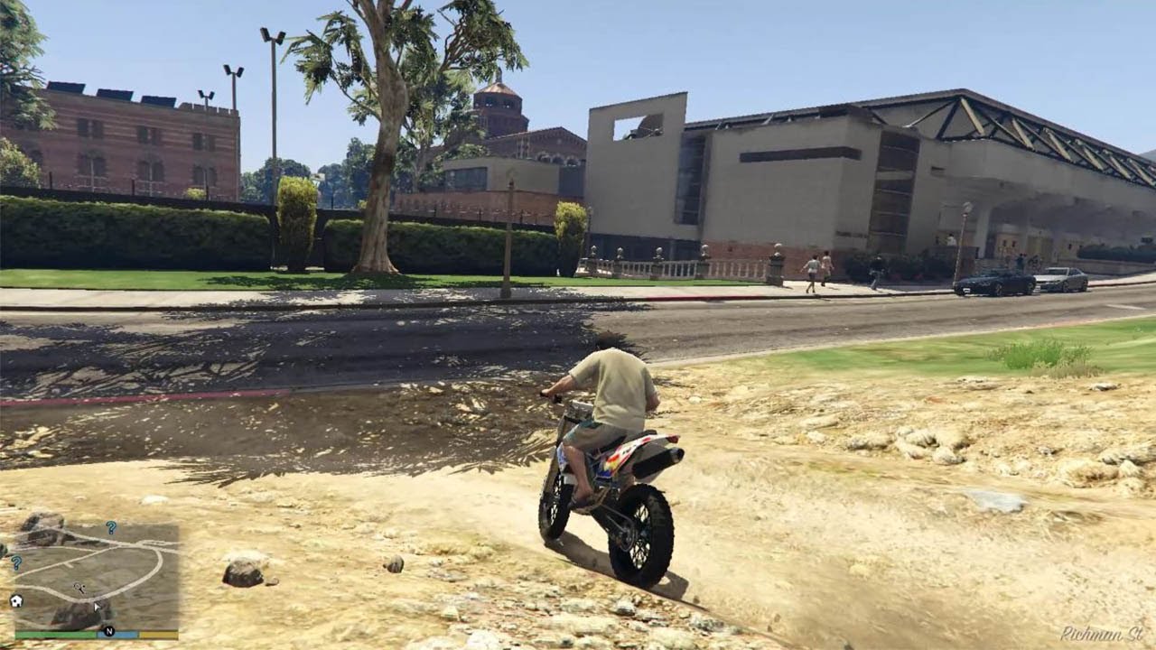 Rockstar didn't think anyone would try this.. - YouTube