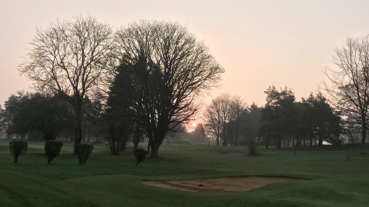 Edging the bunkers Atom bunker edger - YouTube